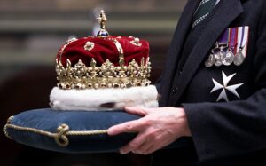 Who Owns the Queen of Diamonds?