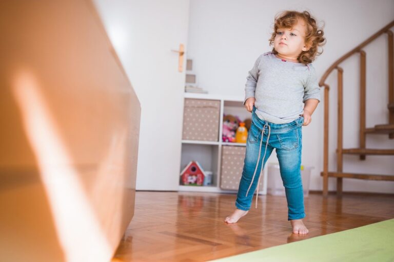 How to teach children to dress themselves: The Ultimate Guide - Sinopt.com