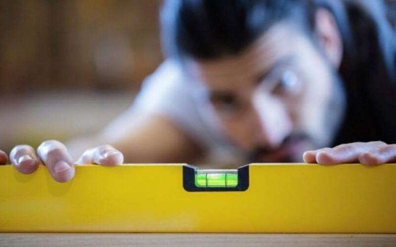 How to Calibrate a Bubble Level at Home Without Special Tools - Sinopt.com